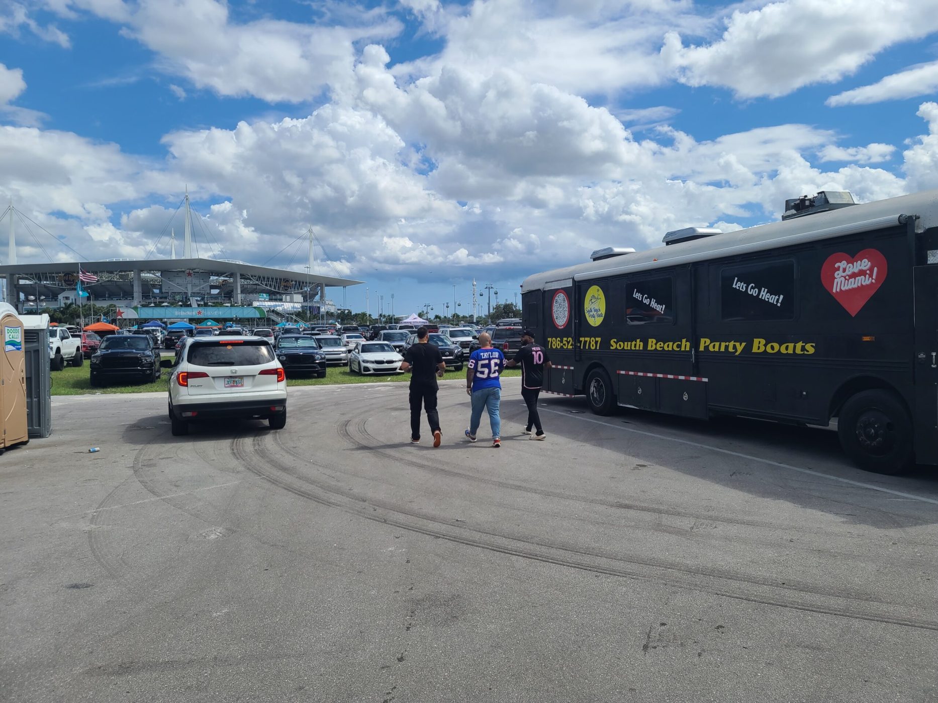 Best Football Tailgate Party Bus in Miami to Hard Rock Stadium